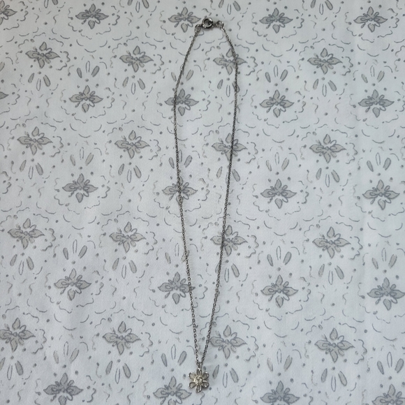 Jewelry | Y2k Tiny Flower Necklace | Poshmark